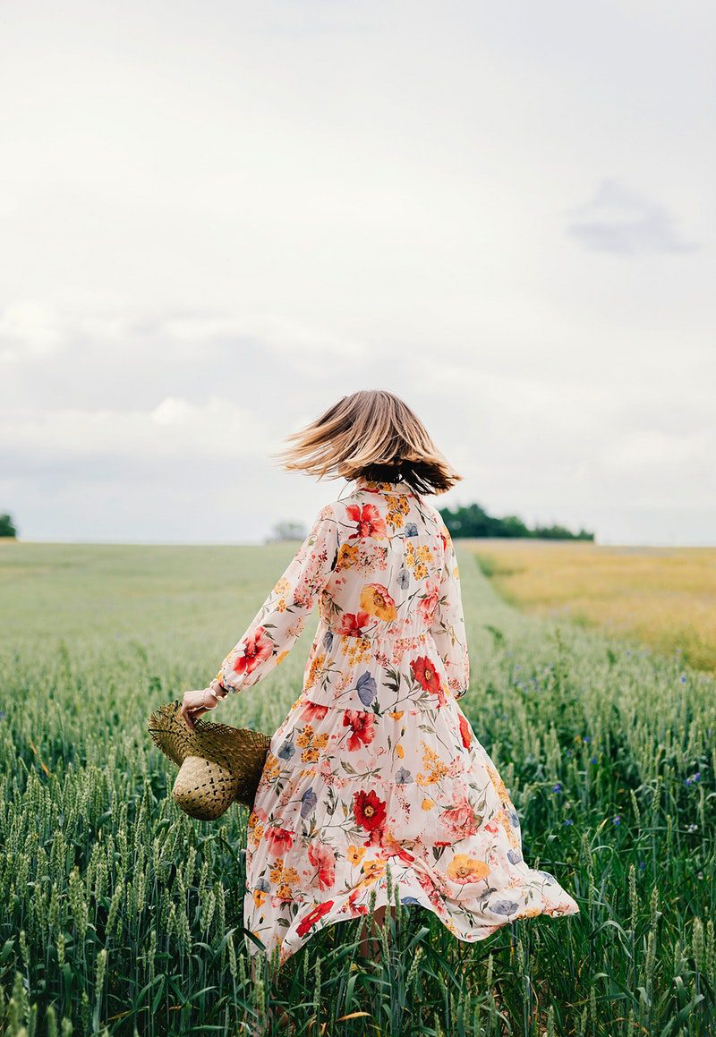 6 Steps to Living With Less – THE LIFESTYLE COLLECTIVE